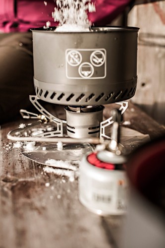 Benzinkocher: Eine Anleitung für Ein- und Umsteiger | Bergzeit Magazin