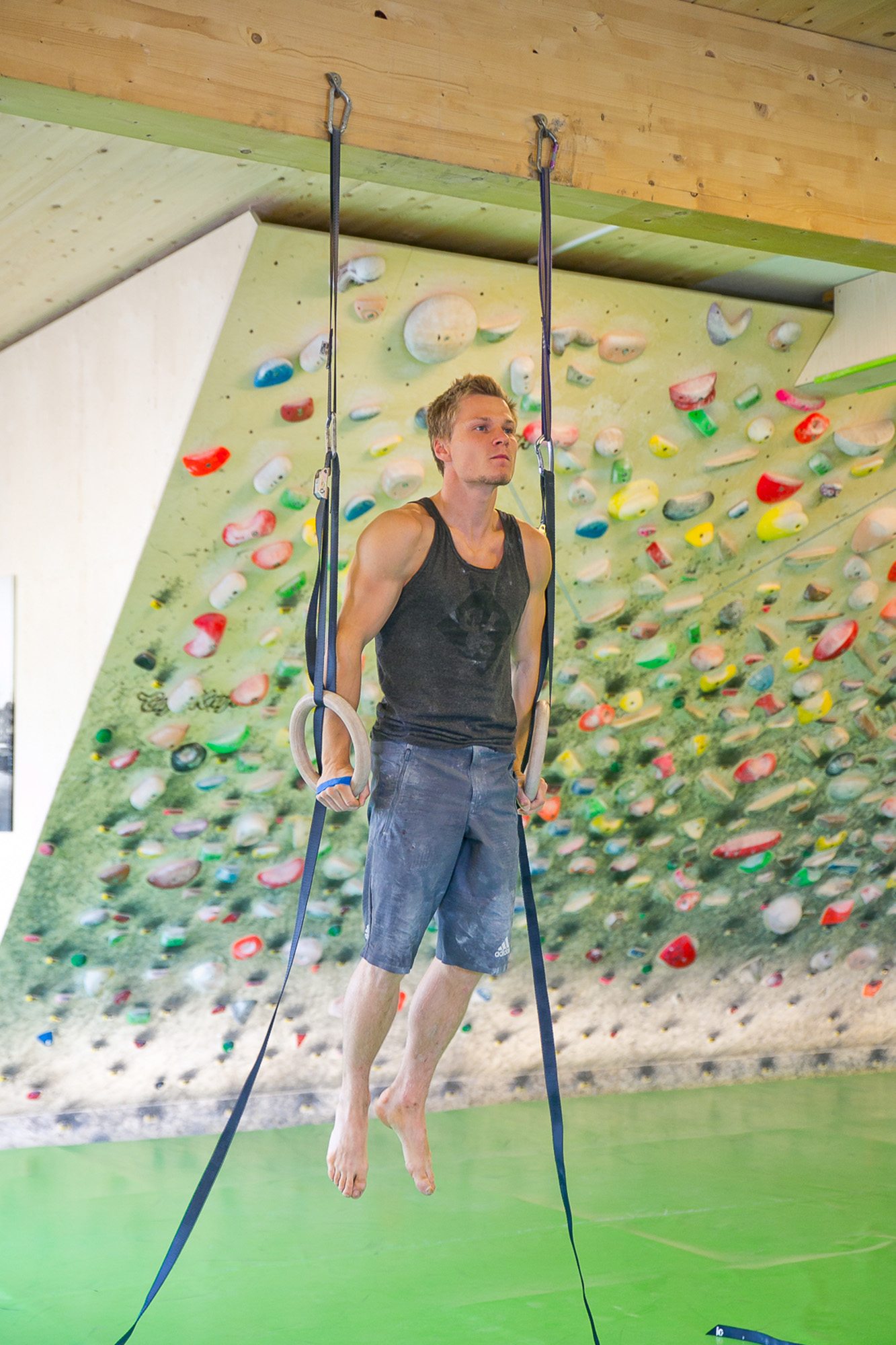 Klettertraining mit Ringen: Übungen für Einsteiger & Fortgeschrittene